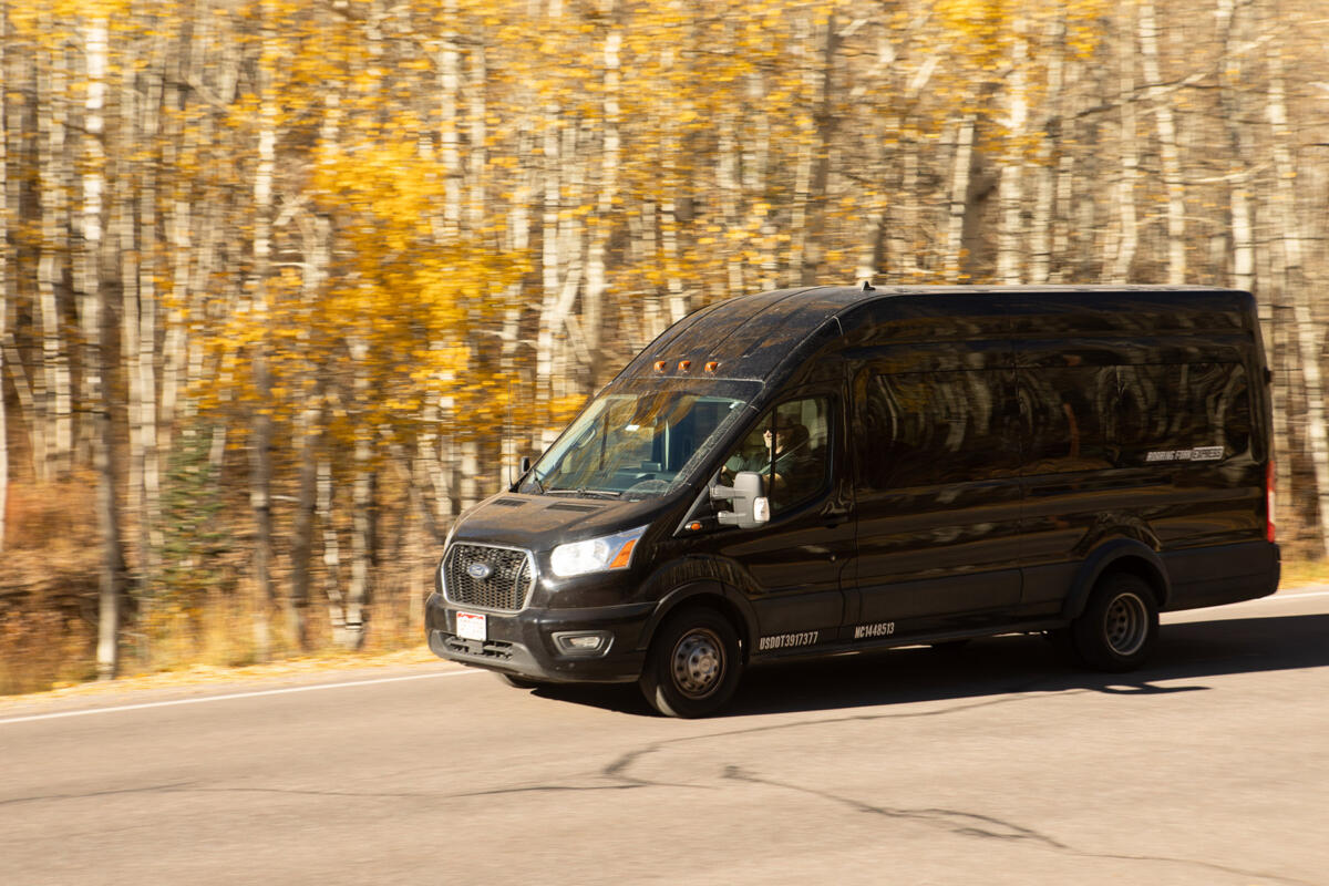 Aspen Snowmass Airport Transportation - Aspen - DIA Shuttle Service